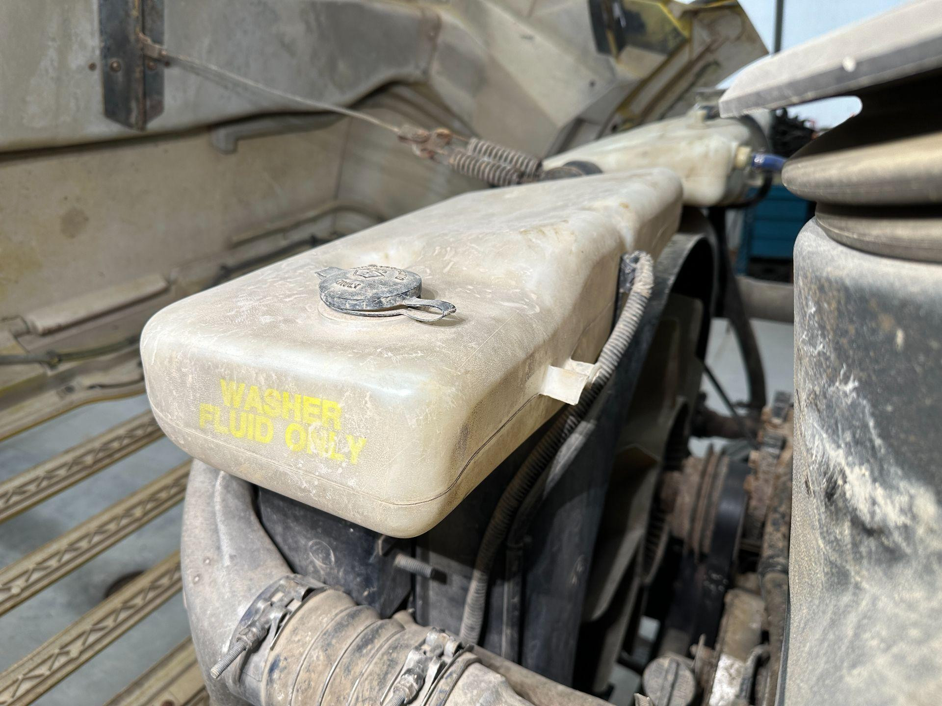 F7HT-178613-AA | Ford L9501 Windshield Washer Reservoir for Sale