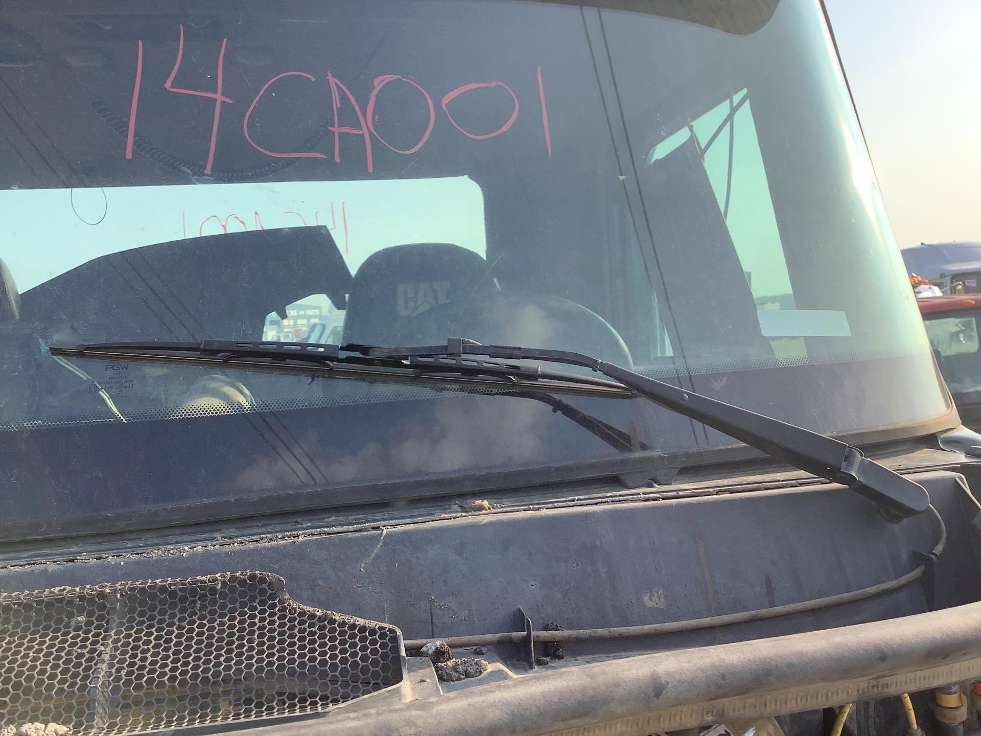 CAT CT660 Windshield Wiper Arm for Sale