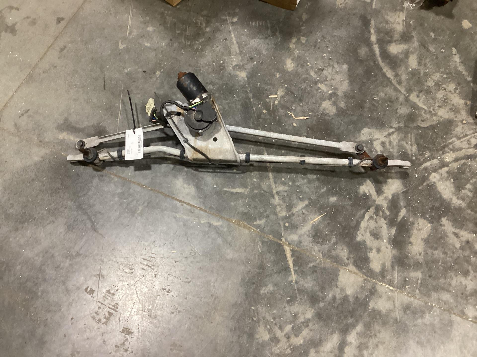 577.96966 | Volvo VNL Windshield Wiper Motor for Sale