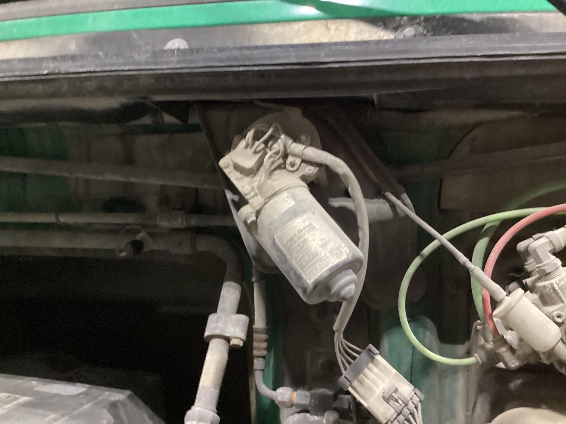 Volvo VNL Windshield Wiper Motor for Sale