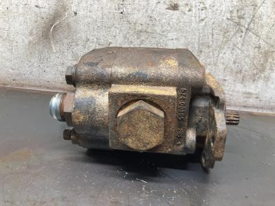592-00884 | Hydraulic Pump for Sale
