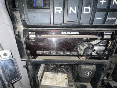 Mack ANTHEM (AN) A/V Equipment (Radio) for Sale