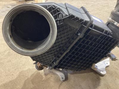 Kenworth T880 Air Cleaner for Sale