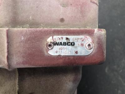 21353442 | Mack MP8 Engine Air Compressor for Sale