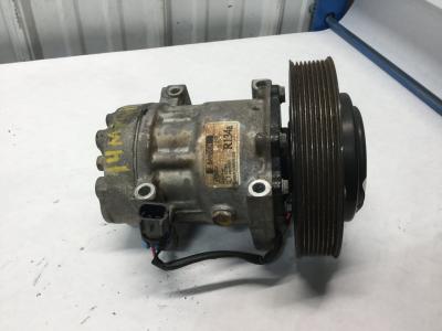 Mack GU813 Air Conditioner Compressor for Sale