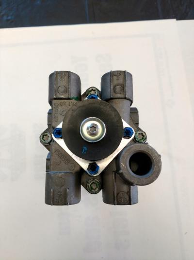 Bendix 800630 Air Valve for Sale