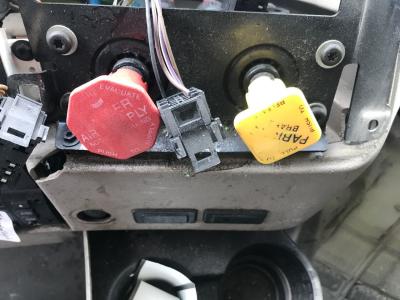 Bendix 101890 Air Valve for Sale