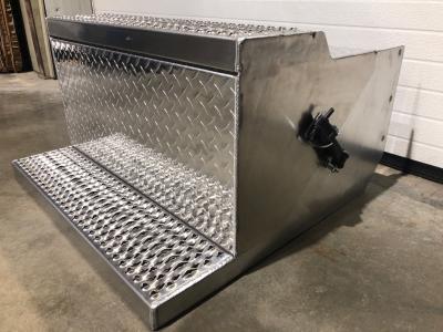 01-05012000 | Peterbilt 379 Battery Box for Sale