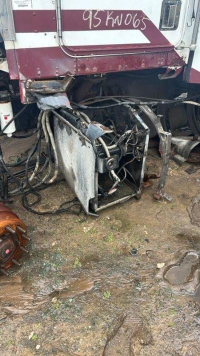 Kenworth T300 Battery Box for Sale