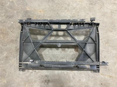 N82-6105-200 | Peterbilt 579 Bracket, Skirt for Sale