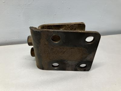 210L4409M2 | Mack CHU Bumper Bracket for Sale