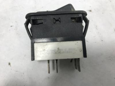 16-07417-3C3GJS1B31 | Peterbilt 320 Dash/Console Switch for Sale