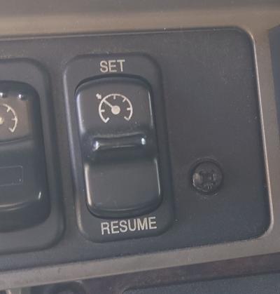 Kenworth T370 Dash/Console Switch for Sale