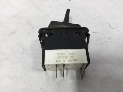 P27-1127-007 | Kenworth T370 Dash/Console Switch for Sale