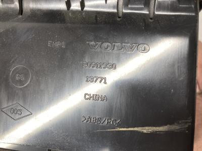 20911930 | Volvo VNL Dash Panel for Sale