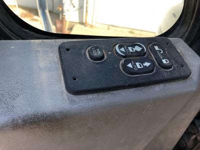 International S2600 Door, Interior Panel for Sale