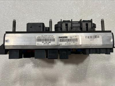 Q21-1077-3-102 | Peterbilt 579 Electronic Chassis Control Module for Sale