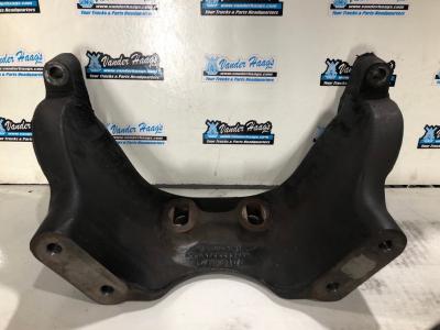 01-33915-001 0388 | Detroit DD15 Engine Mount for Sale