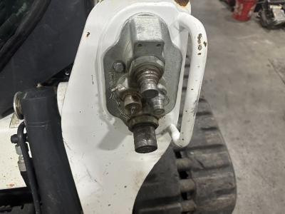 Bobcat T770 Equip Auxiliary Coupler for Sale