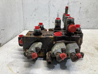 133-4239 | CAT 938G Hydraulic Valve for Sale