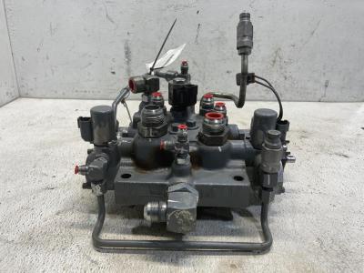 7329262 | Bobcat S770 Hydraulic Valve for Sale