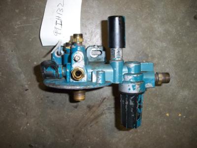 International DT466E Fuel Filter Base for Sale