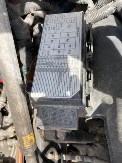 24-01780-000 | Freightliner CASCADIA Fuse Box for Sale