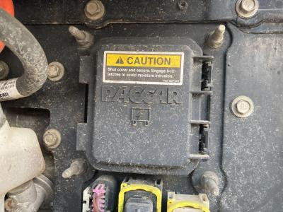 R66470-001 | Kenworth T680 Fuse Box for Sale