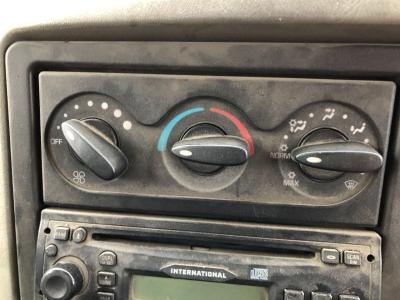 3545543C6 | International DURASTAR (4300) Heater & AC Temperature Control f