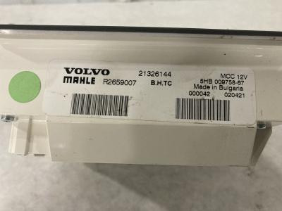21326144 | Volvo VNL Heater & AC Temperature Control for Sale