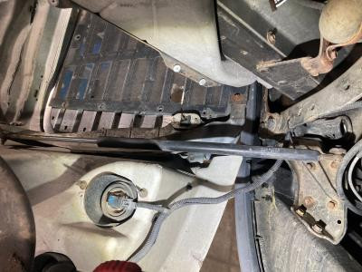 L71-1015 | Kenworth T680 Hood Shock for Sale