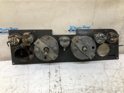 481644C1 | International 4070B Speedometer Instrument Cluster for Sale