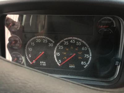Freightliner B2 Instrument Cluster for Sale
