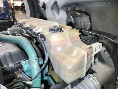 22564837 | Volvo VNL Radiator Overflow Bottle for Sale