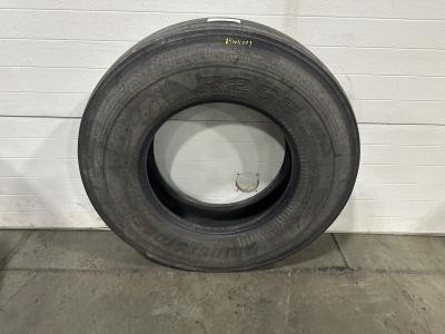 Freightliner 114SD Tire for Sale
