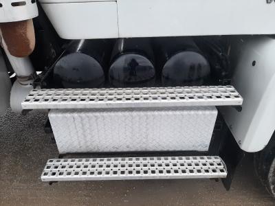 Volvo ACL Truck for Sale