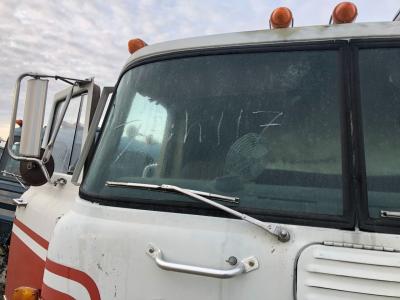 International 4070A Windshield for Sale