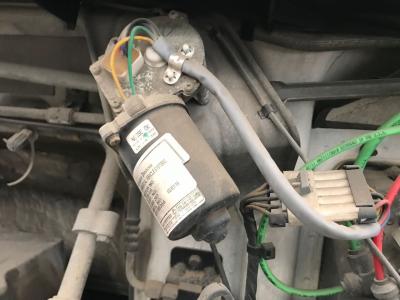 577.96966 | Volvo VNL Windshield Wiper Motor for Sale