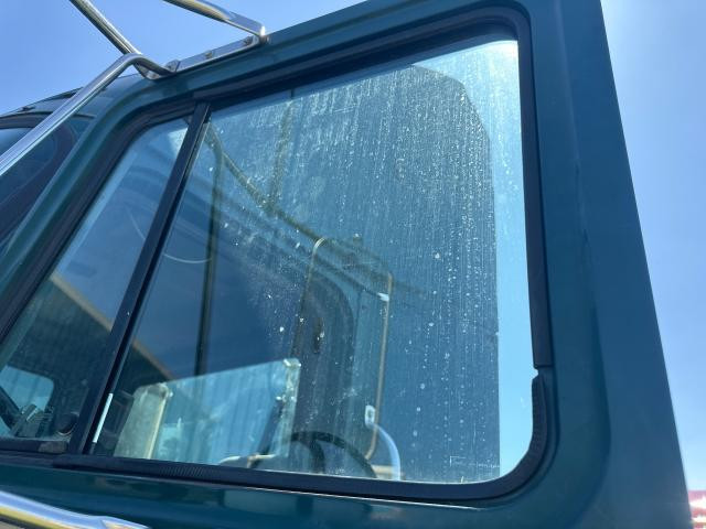 Mack CH600 Door Glass for Sale