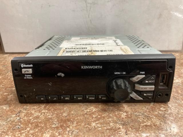 Kenworth T680 A/V Equipment (Radio) for Sale
