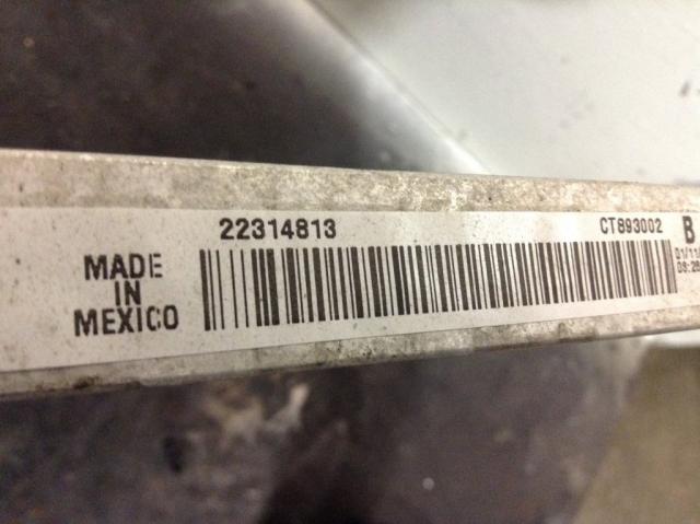 21814392 | Volvo VNM Air Conditioner Condenser for Sale