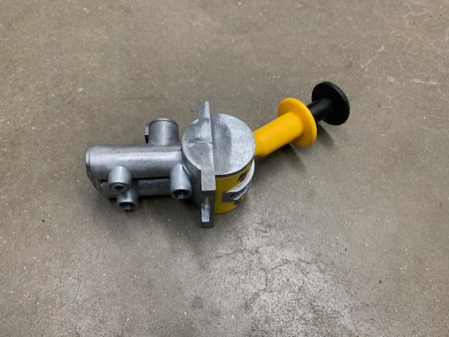 Muncie 1461AM Air Valve for Sale