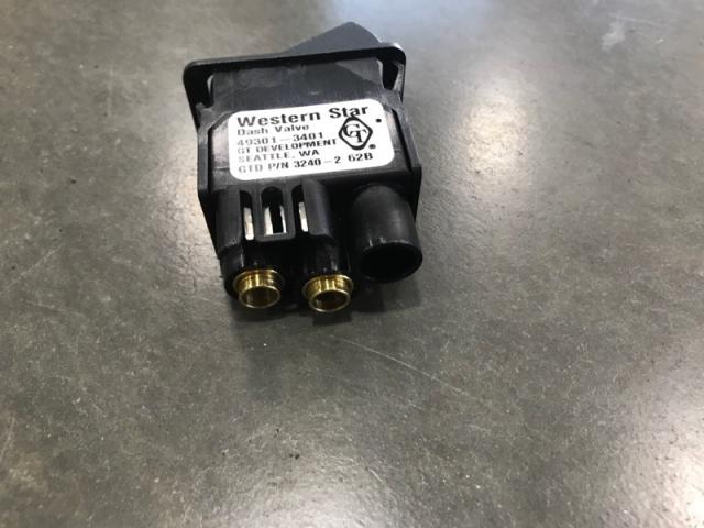 Western Star Trucks 3240 2 Air Valve for Sale
