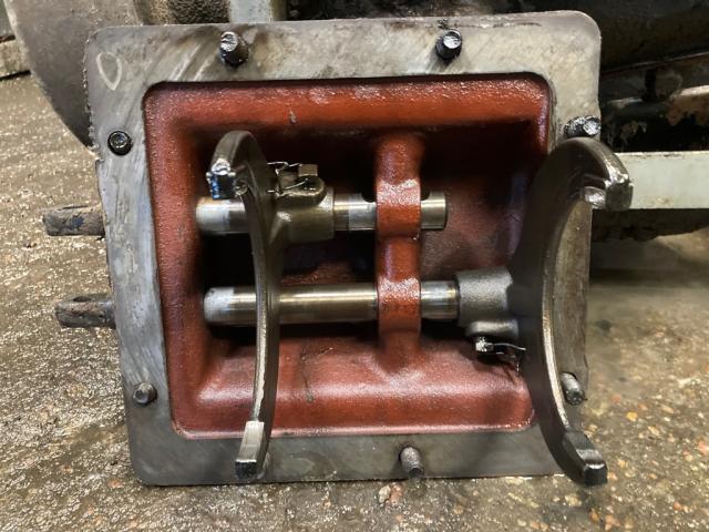 Spicer 5831B Auxillary Transmission for Sale