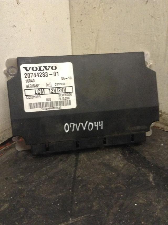 2074428301 | Volvo VNL Cab Control Module CECU for Sale