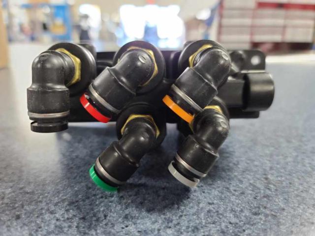 Bendix 802804 Air Valve for Sale