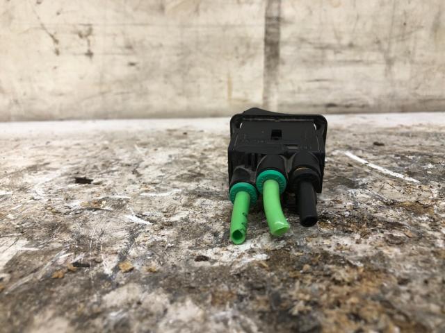 Peterbilt 389 Dash/Console Switch for Sale