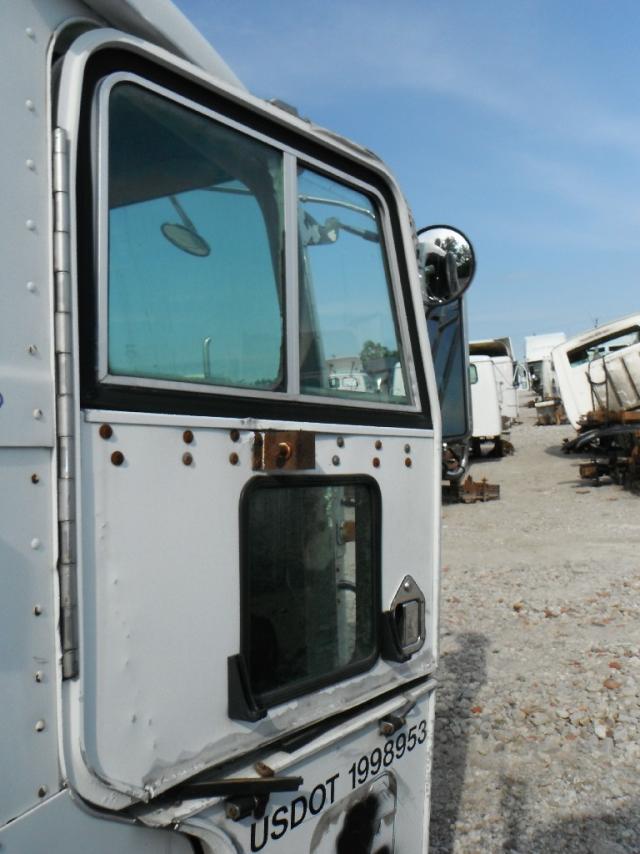 Peterbilt 320 LCF Door for Sale