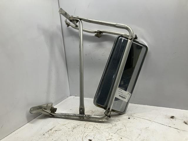 International 9300 Heavy Duty Semi Truck Parts for Sale