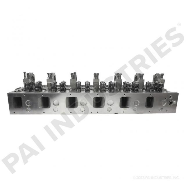 805090 | Mack MP8 Engine Cylinder Head for Sale